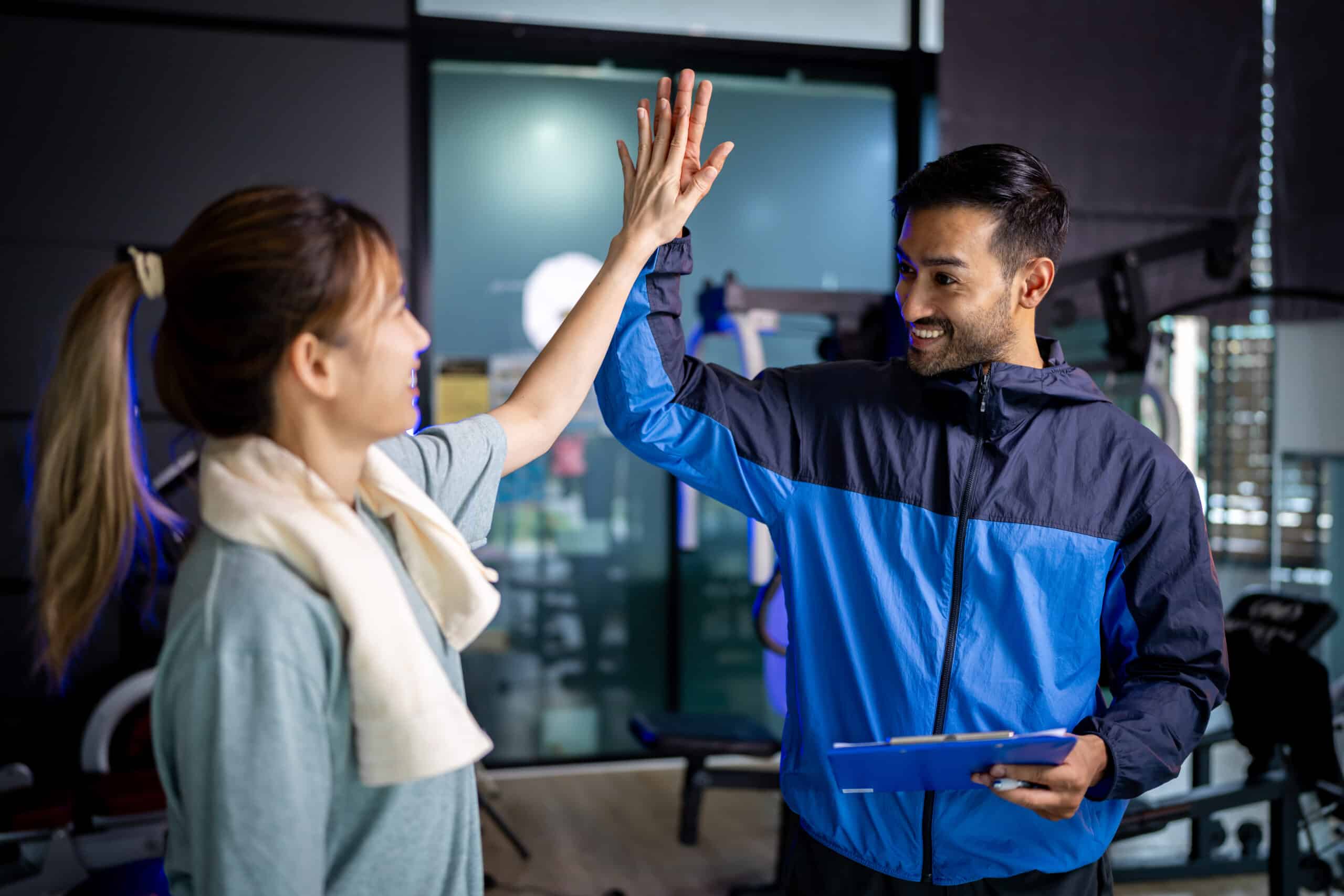 8 Essential Client Check-In Questions & Top Tips (Updated 2025)